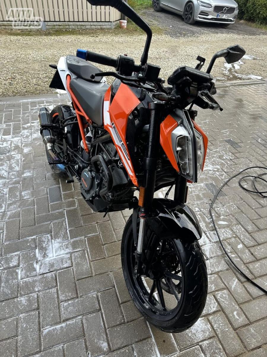 KTM Duke 2020 in Mazeikiai, with an engine capacity of 0.00 L and mileage of 0 thousand km for 3000 €, photo 2 on AUTOMOTO.COM.LV