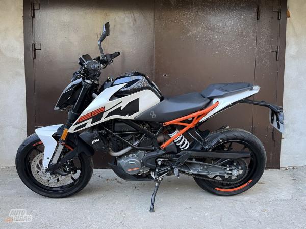 KTM Duke 2020 in Vilnius, with an engine capacity of 0.13 L and mileage of 43 thousand km for 2050 €, photo 1 on AUTOMOTO.COM.LV