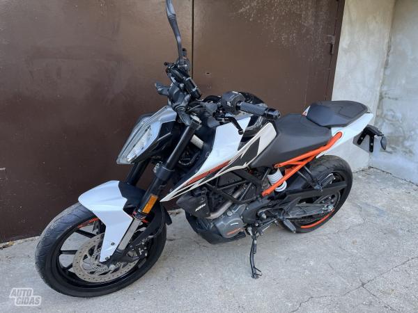 KTM Duke 2020 in Vilnius, with an engine capacity of 0.13 L and mileage of 43 thousand km for 2050 €, photo 2 on AUTOMOTO.COM.LV