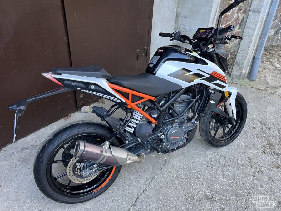 KTM Duke 2020 Viļņa, ar dzinēja tilpumu 0.13 L un nobraukumu 43 tūkst. km par 2050 €, foto 10 vietnē AUTOMOTO.COM.LV