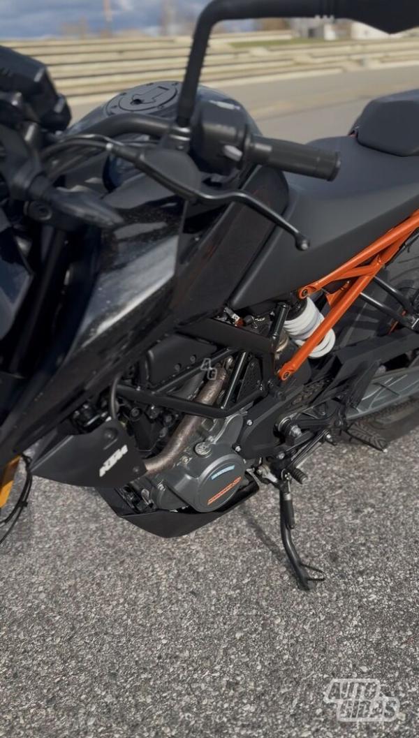 KTM Duke 2020 in Moletai, with an engine capacity of 0.00 L and mileage of 0 thousand km for 3300 €, photo 5 on AUTOMOTO.COM.LV