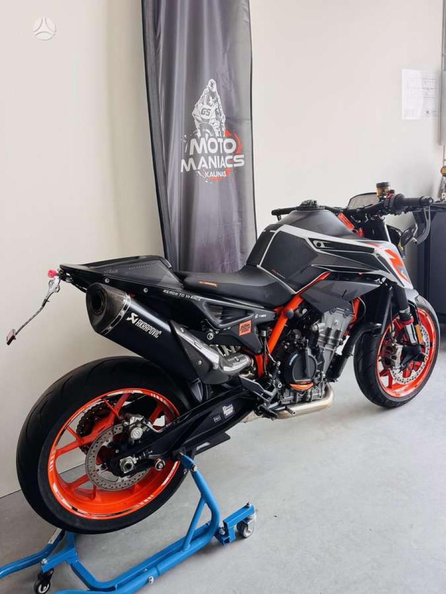 KTM Duke 2020 in Kaunas, with an engine capacity of 0.90 L and mileage of 16 thousand km for 6290 €, photo 3 on AUTOMOTO.COM.LV