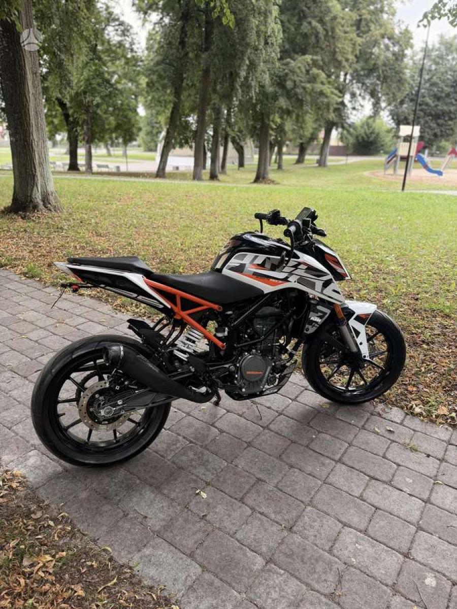 KTM Duke 2020 in Vilkaviskis, with an engine capacity of 0.13 L and mileage of 19 thousand km for 2399 €, photo 3 on AUTOMOTO.COM.LV