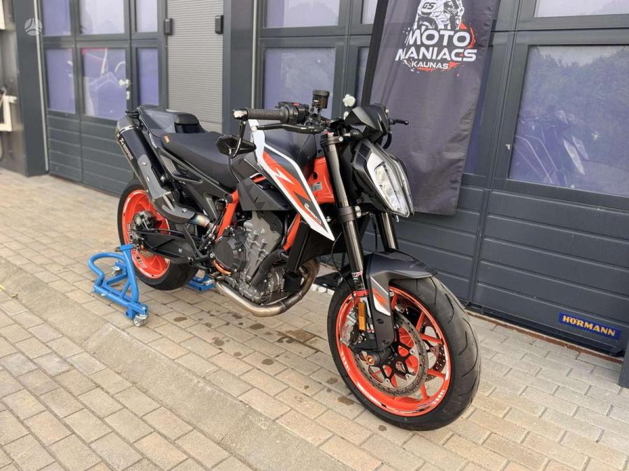 KTM Duke 2020 Kauņa, ar dzinēja tilpumu 0.89 L un nobraukumu 16 tūkst. km par 5890 €, foto 3 vietnē AUTOMOTO.COM.LV