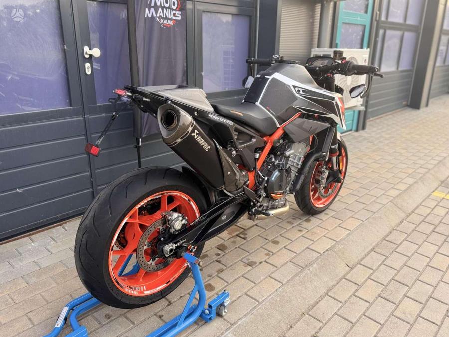 KTM Duke 2020 Kauņa, ar dzinēja tilpumu 0.89 L un nobraukumu 16 tūkst. km par 5890 €, foto 4 vietnē AUTOMOTO.COM.LV