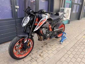 KTM Duke 2020 Kauņa, ar dzinēja tilpumu 0.89 L un nobraukumu 16 tūkst. km par 5890 €, foto 6 vietnē AUTOMOTO.COM.LV