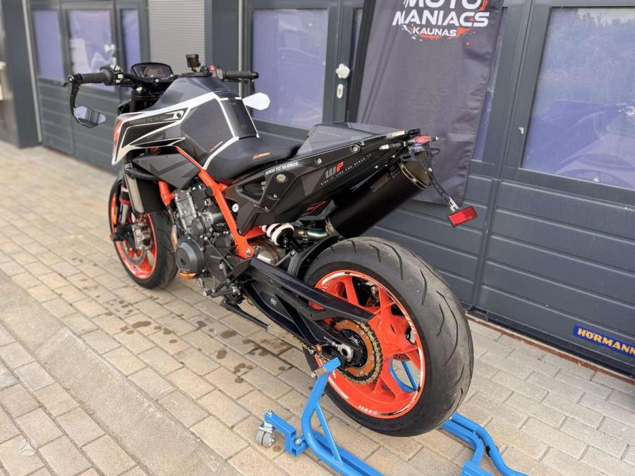 KTM Duke 2020 Kauņa, ar dzinēja tilpumu 0.89 L un nobraukumu 16 tūkst. km par 5890 €, foto 7 vietnē AUTOMOTO.COM.LV