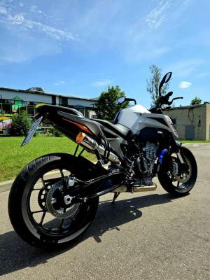 KTM Duke 2020 Viļņa, ar dzinēja tilpumu 0.80 L un nobraukumu 22 tūkst. km par 5299 €, foto 4 vietnē AUTOMOTO.COM.LV