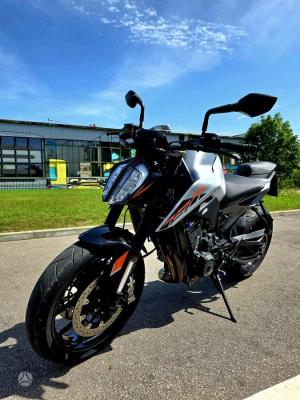KTM Duke 2020 Viļņa, ar dzinēja tilpumu 0.80 L un nobraukumu 22 tūkst. km par 5299 €, foto 6 vietnē AUTOMOTO.COM.LV