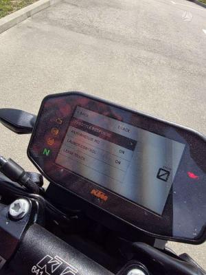 KTM Duke 2020 Viļņa, ar dzinēja tilpumu 0.80 L un nobraukumu 22 tūkst. km par 5299 €, foto 16 vietnē AUTOMOTO.COM.LV