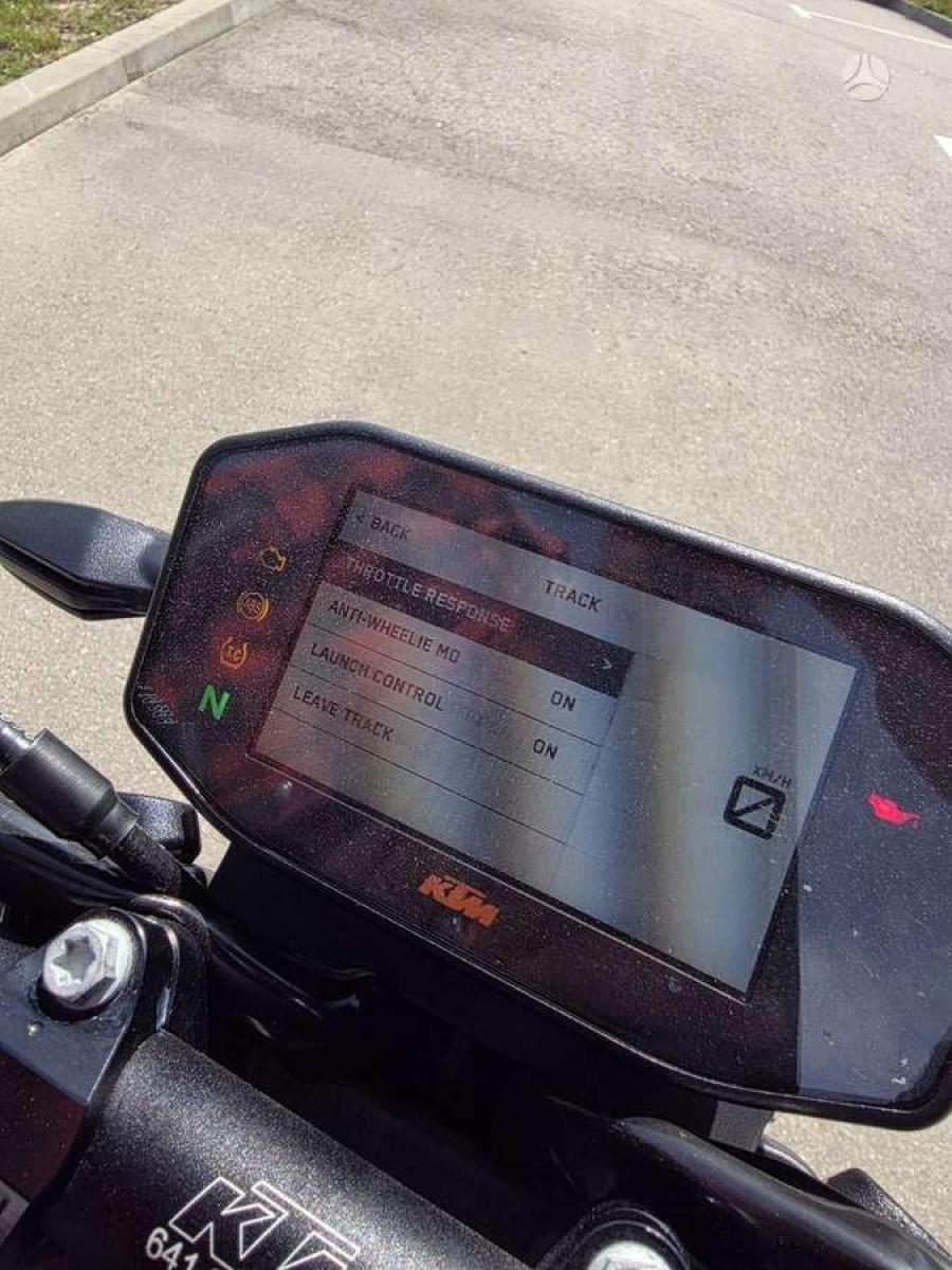KTM Duke 2020 Viļņa, ar dzinēja tilpumu 0.80 L un nobraukumu 22 tūkst. km par 5299 €, foto 16 vietnē AUTOMOTO.COM.LV
