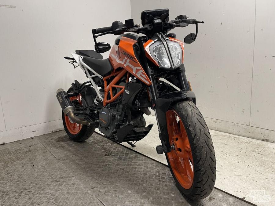 KTM Duke 2020 Telšiai, ar dzinēja tilpumu 0.00 L un nobraukumu 14 tūkst. km par 2900 €, foto 3 vietnē AUTOMOTO.COM.LV