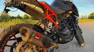KTM Duke 2021 Jūrmala, ar dzinēja tilpumu 0.13 L un nobraukumu 0 tūkst. km par 3250 €, foto 5 vietnē AUTOMOTO.COM.LV