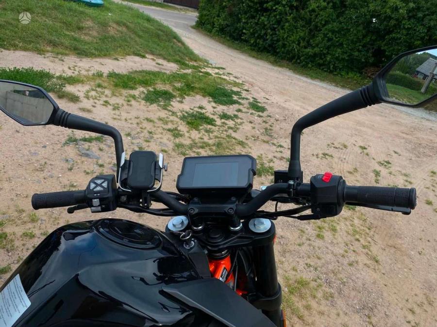 KTM Duke 2021 in Kaunas, with an engine capacity of 0.13 L and mileage of 7 thousand km for 3600 €, photo 7 on AUTOMOTO.COM.LV