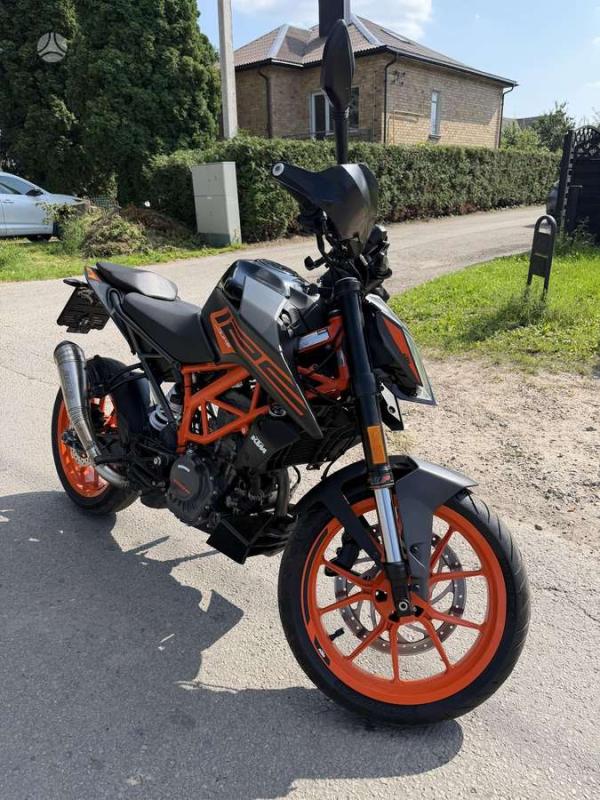 KTM Duke 2021 Šauļi, ar dzinēja tilpumu 0.13 L un nobraukumu 10 tūkst. km par 2700 €, foto 6 vietnē AUTOMOTO.COM.LV