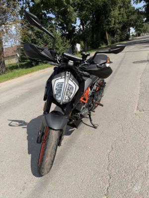 KTM Duke 2021 in Siauliai, with an engine capacity of 0.13 L and mileage of 10 thousand km for 2700 €, photo 10 on AUTOMOTO.COM.LV