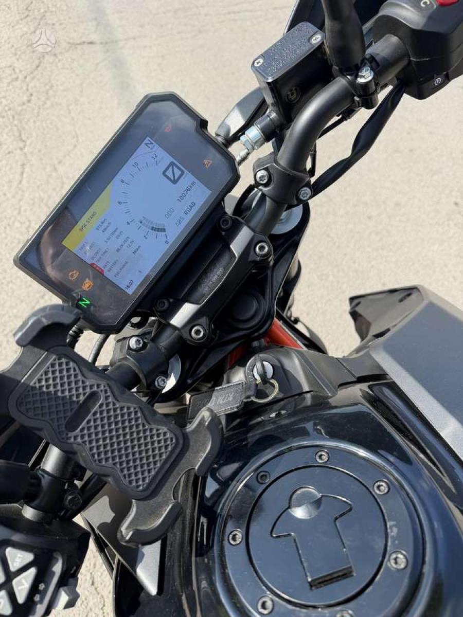 KTM Duke 2021 in Siauliai, with an engine capacity of 0.13 L and mileage of 10 thousand km for 2700 €, photo 11 on AUTOMOTO.COM.LV