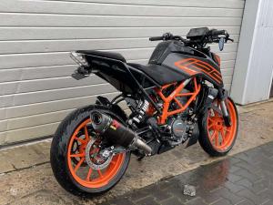 KTM Duke 2022 Vilkaviškis, ar dzinēja tilpumu 0.13 L un nobraukumu 12 tūkst. km par 2100 €, foto 2 vietnē AUTOMOTO.COM.LV
