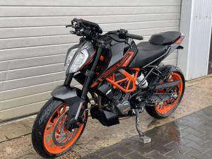 KTM Duke 2022 Vilkaviškis, ar dzinēja tilpumu 0.13 L un nobraukumu 12 tūkst. km par 2100 €, foto 5 vietnē AUTOMOTO.COM.LV