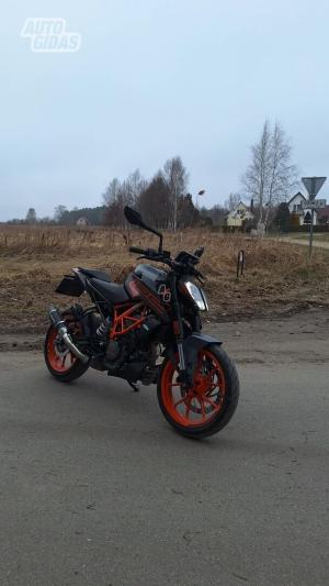 KTM Duke 2022 Šilutė, ar dzinēja tilpumu 0.13 L un nobraukumu 18 tūkst. km par 3000 €, foto 2 vietnē AUTOMOTO.COM.LV