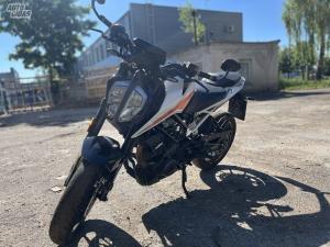 KTM Duke 2022 Kauņa, ar dzinēja tilpumu 0.00 L un nobraukumu 0 tūkst. km par 3775 €, foto 3 vietnē AUTOMOTO.COM.LV