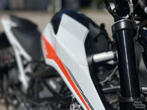 KTM Duke 2022 Kauņa, ar dzinēja tilpumu 0.00 L un nobraukumu 0 tūkst. km par 3775 €, foto 5 vietnē AUTOMOTO.COM.LV