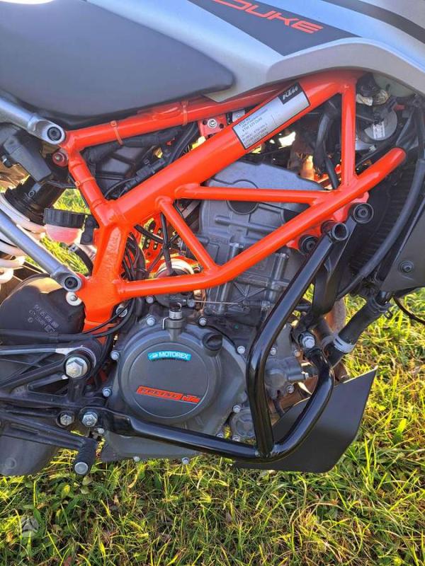 KTM Duke 2022 in Rokiskis, with an engine capacity of 0.13 L and mileage of 12 thousand km for 3900 €, photo 6 on AUTOMOTO.COM.LV