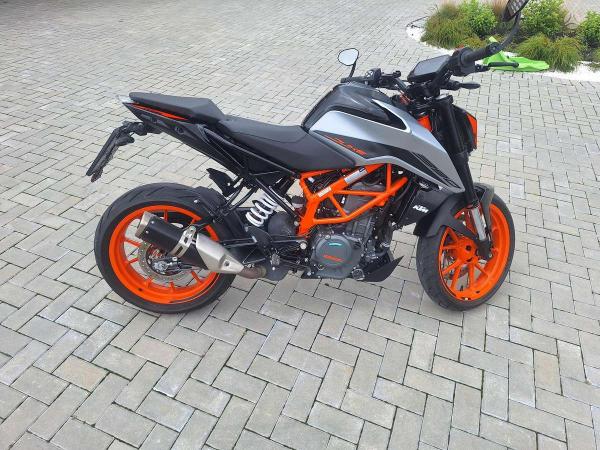 KTM Duke 2022 Marijampole, ar dzinēja tilpumu 0.39 L un nobraukumu 17 tūkst. km par 3000 €, foto 10 vietnē AUTOMOTO.COM.LV