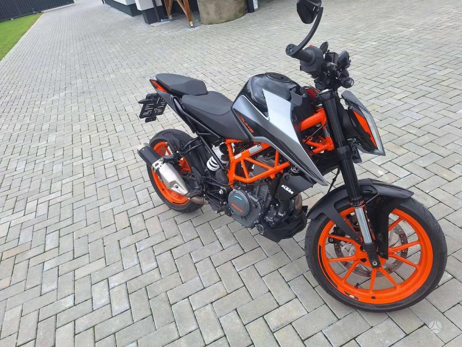 KTM Duke 2022 in Marijampole, with an engine capacity of 0.39 L and mileage of 17 thousand km for 3000 €, photo 5 on AUTOMOTO.COM.LV