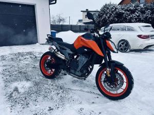KTM Duke 2023 in Vilkaviskis, with an engine capacity of 0.80 L and mileage of 9 thousand km for 6500 €, photo  on AUTOMOTO.COM.LV