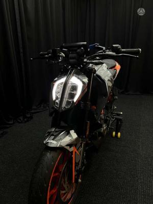 KTM Duke 2023 in Kaunas, with an engine capacity of 0.13 L and mileage of 10 thousand km for 3000 €, photo 6 on AUTOMOTO.COM.LV