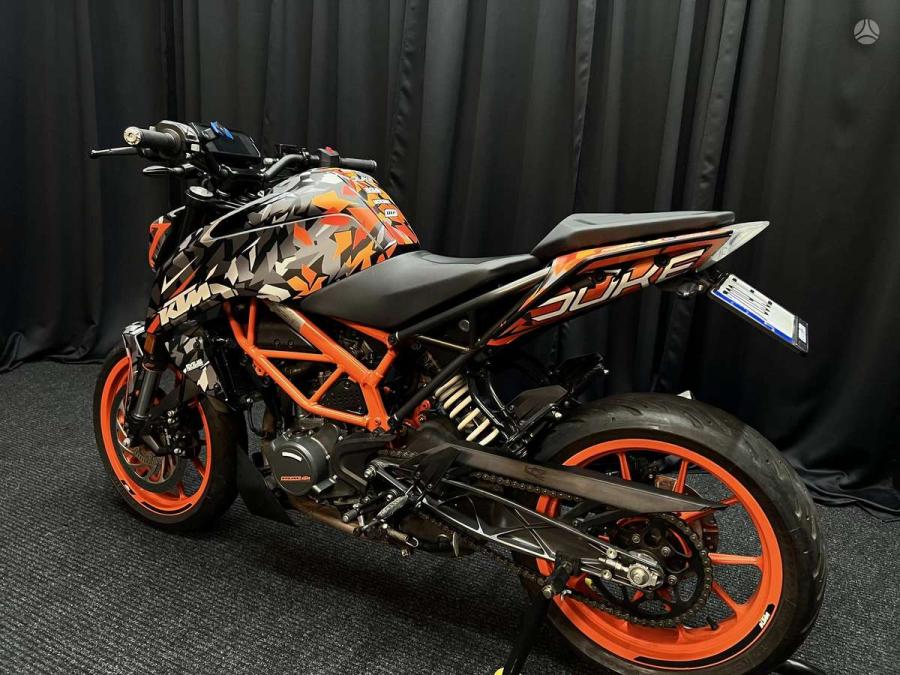 KTM Duke 2023 in Kaunas, with an engine capacity of 0.13 L and mileage of 10 thousand km for 3000 €, photo 13 on AUTOMOTO.COM.LV
