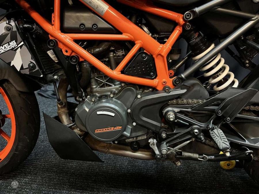 KTM Duke 2023 in Kaunas, with an engine capacity of 0.13 L and mileage of 10 thousand km for 3000 €, photo 16 on AUTOMOTO.COM.LV
