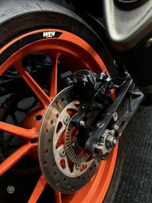 KTM Duke 2023 in Kaunas, with an engine capacity of 0.13 L and mileage of 10 thousand km for 3000 €, photo 19 on AUTOMOTO.COM.LV