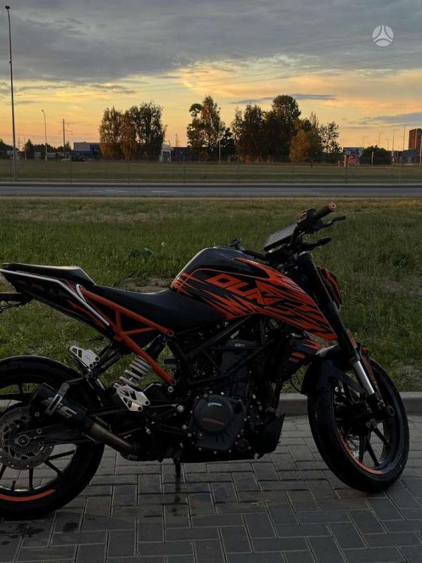 KTM Duke 2023 Mažeikiai, ar dzinēja tilpumu 0.39 L un nobraukumu 17 tūkst. km par 5100 €, foto 6 vietnē AUTOMOTO.COM.LV