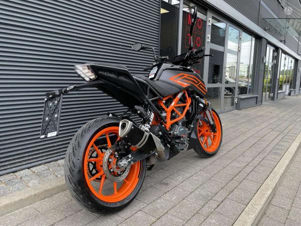 KTM Duke 2023 Rīga, ar dzinēja tilpumu 0.13 L un nobraukumu 9 tūkst. km par 3599 €, foto 4 vietnē AUTOMOTO.COM.LV