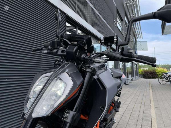 KTM Duke 2023 Rīga, ar dzinēja tilpumu 0.13 L un nobraukumu 9 tūkst. km par 3599 €, foto 10 vietnē AUTOMOTO.COM.LV
