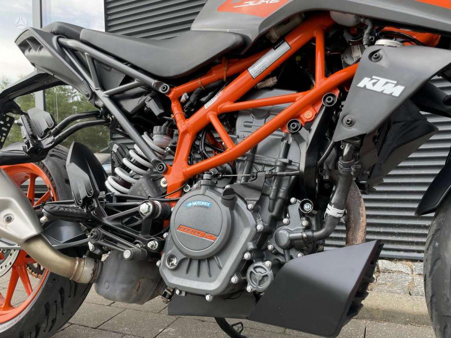 KTM Duke 2023 in Riga, with an engine capacity of 0.13 L and mileage of 9 thousand km for 3599 €, photo 16 on AUTOMOTO.COM.LV