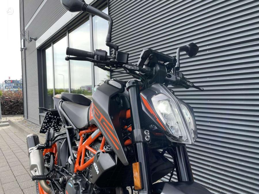 KTM Duke 2023 in Riga, with an engine capacity of 0.13 L and mileage of 9 thousand km for 3599 €, photo 18 on AUTOMOTO.COM.LV