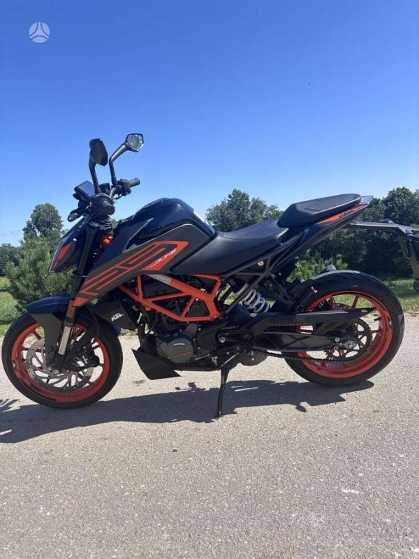 KTM Duke 2023 in Taurage, with an engine capacity of 0.13 L and mileage of 14 thousand km for 3700 €, photo 4 on AUTOMOTO.COM.LV