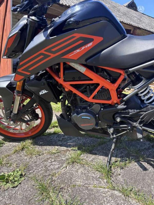 KTM Duke 2023 in Taurage, with an engine capacity of 0.13 L and mileage of 14 thousand km for 3700 €, photo 8 on AUTOMOTO.COM.LV