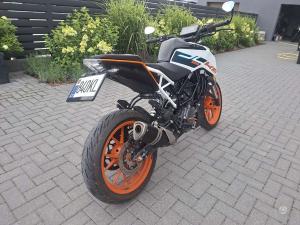 KTM Duke 2023 in Taurage, with an engine capacity of 0.13 L and mileage of 4 thousand km for 4100 €, photo 5 on AUTOMOTO.COM.LV