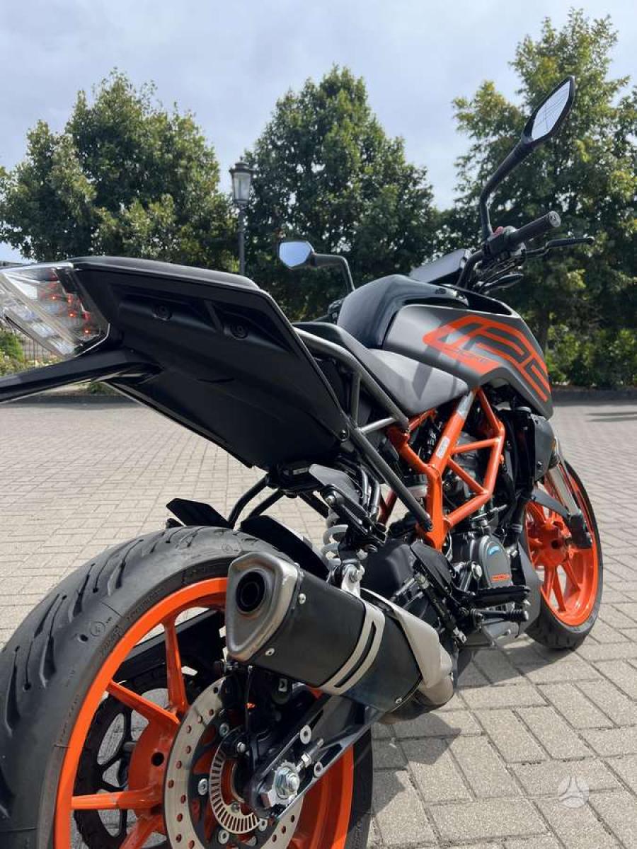 KTM Duke 2023 Šauļi, ar dzinēja tilpumu 0.13 L un nobraukumu 6 tūkst. km par 3850 €, foto 7 vietnē AUTOMOTO.COM.LV