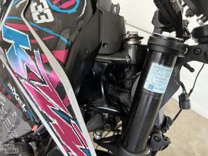 KTM Duke 2023 Kelmė, ar dzinēja tilpumu 0.79 L un nobraukumu 17 tūkst. km par 1830 €, foto 12 vietnē AUTOMOTO.COM.LV