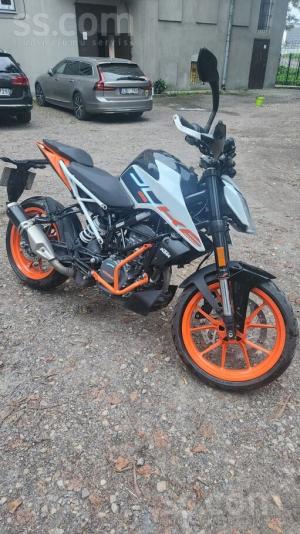 KTM Duke 2023 in Riga, with an engine capacity of 0.13 L and mileage of 0 thousand km for 3750 €, photo 1 on AUTOMOTO.COM.LV