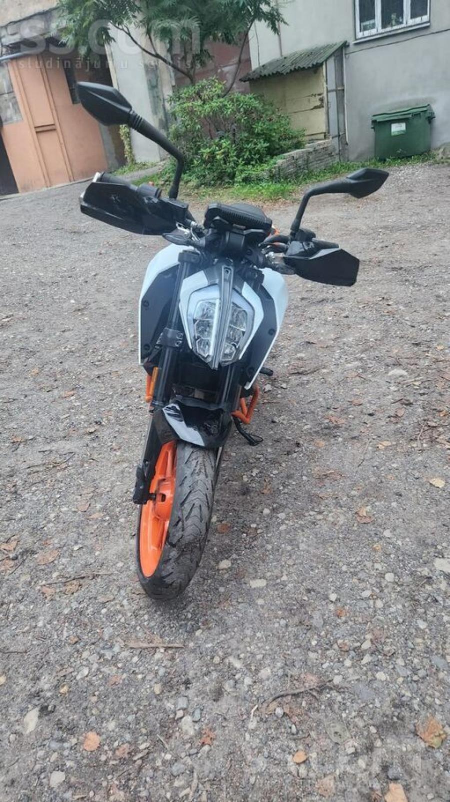 KTM Duke 2023 in Riga, with an engine capacity of 0.13 L and mileage of 0 thousand km for 3750 €, photo 6 on AUTOMOTO.COM.LV