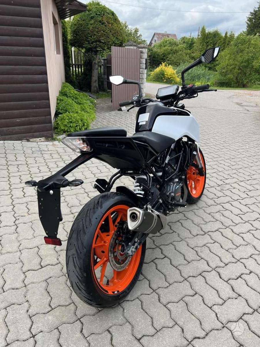 KTM Duke 2024 Prienai, ar dzinēja tilpumu 0.13 L un nobraukumu 17 tūkst. km par 3250 €, foto 9 vietnē AUTOMOTO.COM.LV