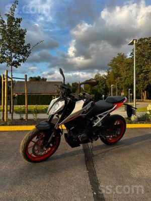KTM Duke 2024 Ogre, ar dzinēja tilpumu 0.13 L un nobraukumu 0 tūkst. km par 3700 €, foto  vietnē AUTOMOTO.COM.LV