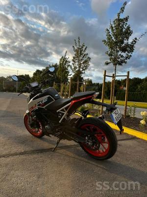 KTM Duke 2024 Ogre, ar dzinēja tilpumu 0.13 L un nobraukumu 0 tūkst. km par 3700 €, foto 3 vietnē AUTOMOTO.COM.LV