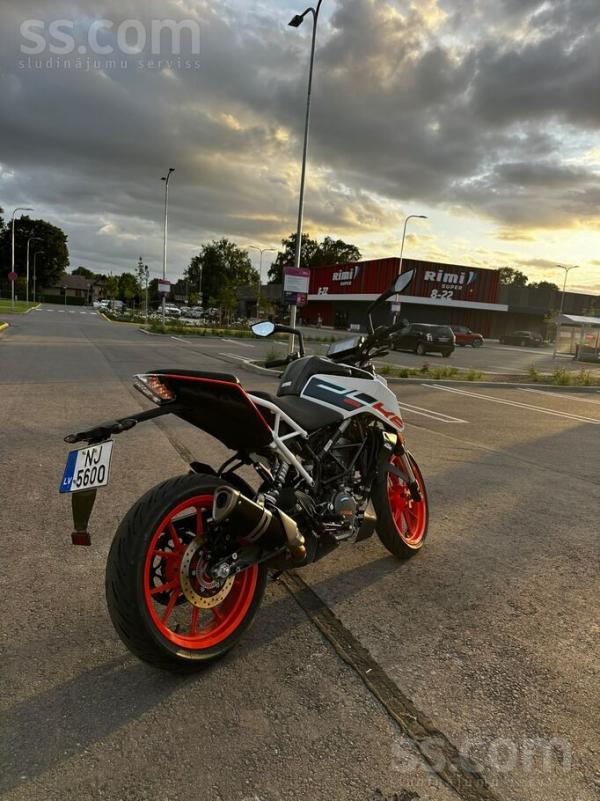 KTM Duke 2024 Ogre, ar dzinēja tilpumu 0.13 L un nobraukumu 0 tūkst. km par 3700 €, foto 3 vietnē AUTOMOTO.COM.LV